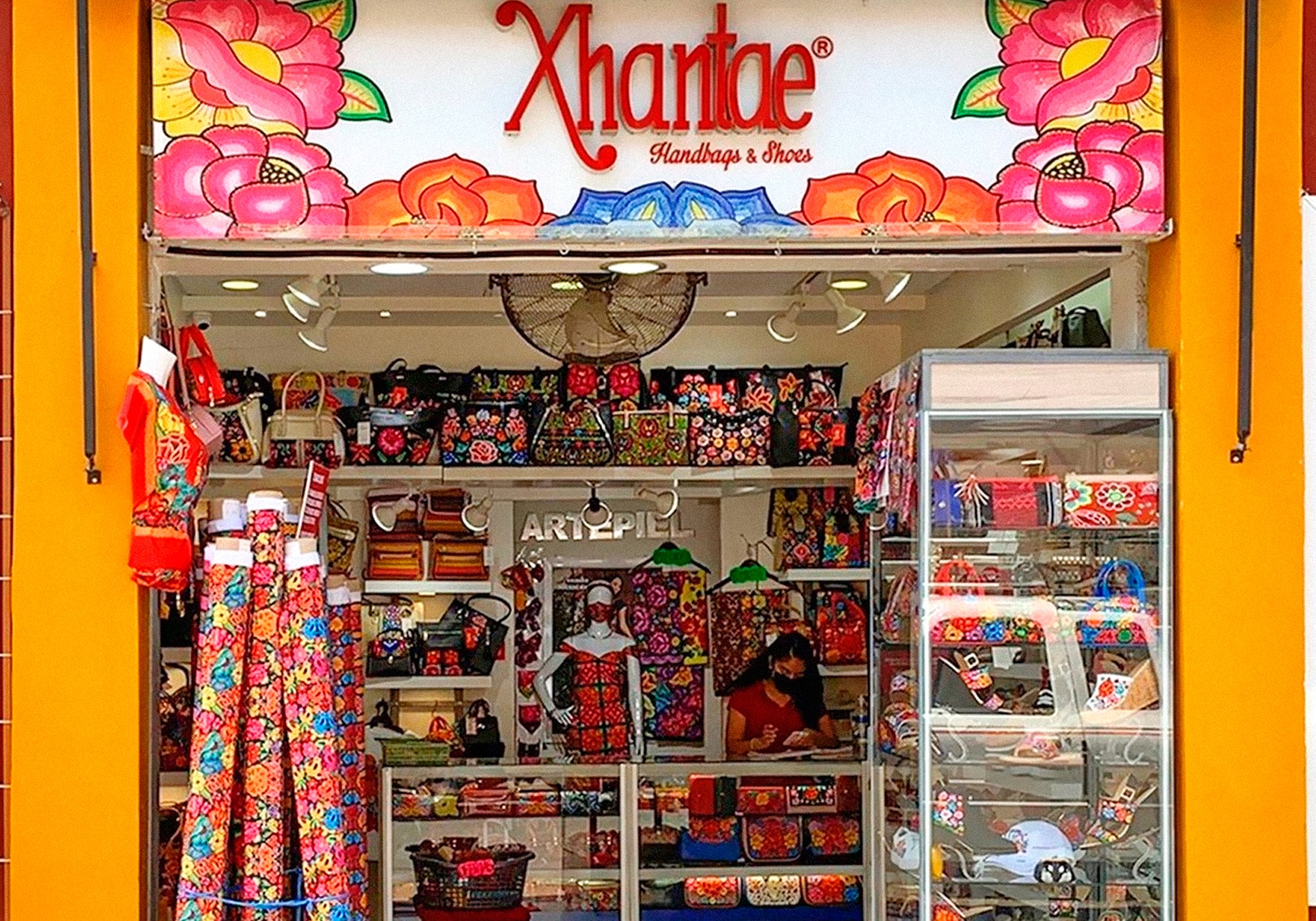 NUESTRAS TIENDAS – xhantae